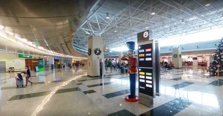 Arrivals at Miami Airport | Arriving terminal MIA